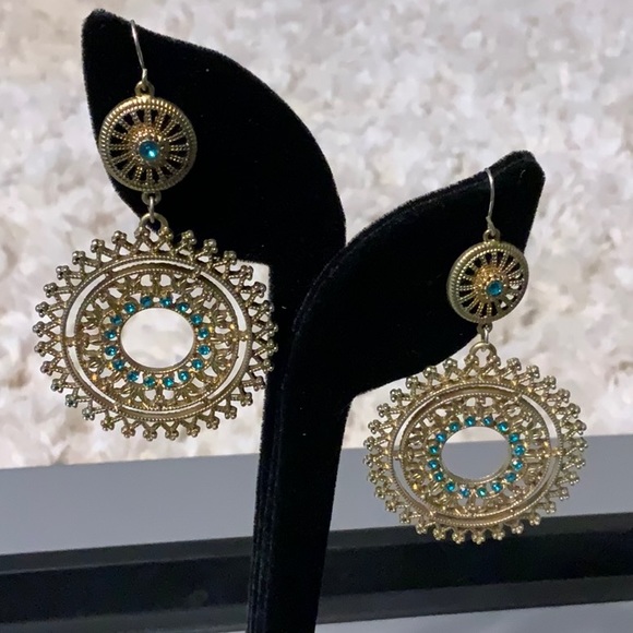 Jewelry | Indie Chic Dangle Earrings | Poshmark